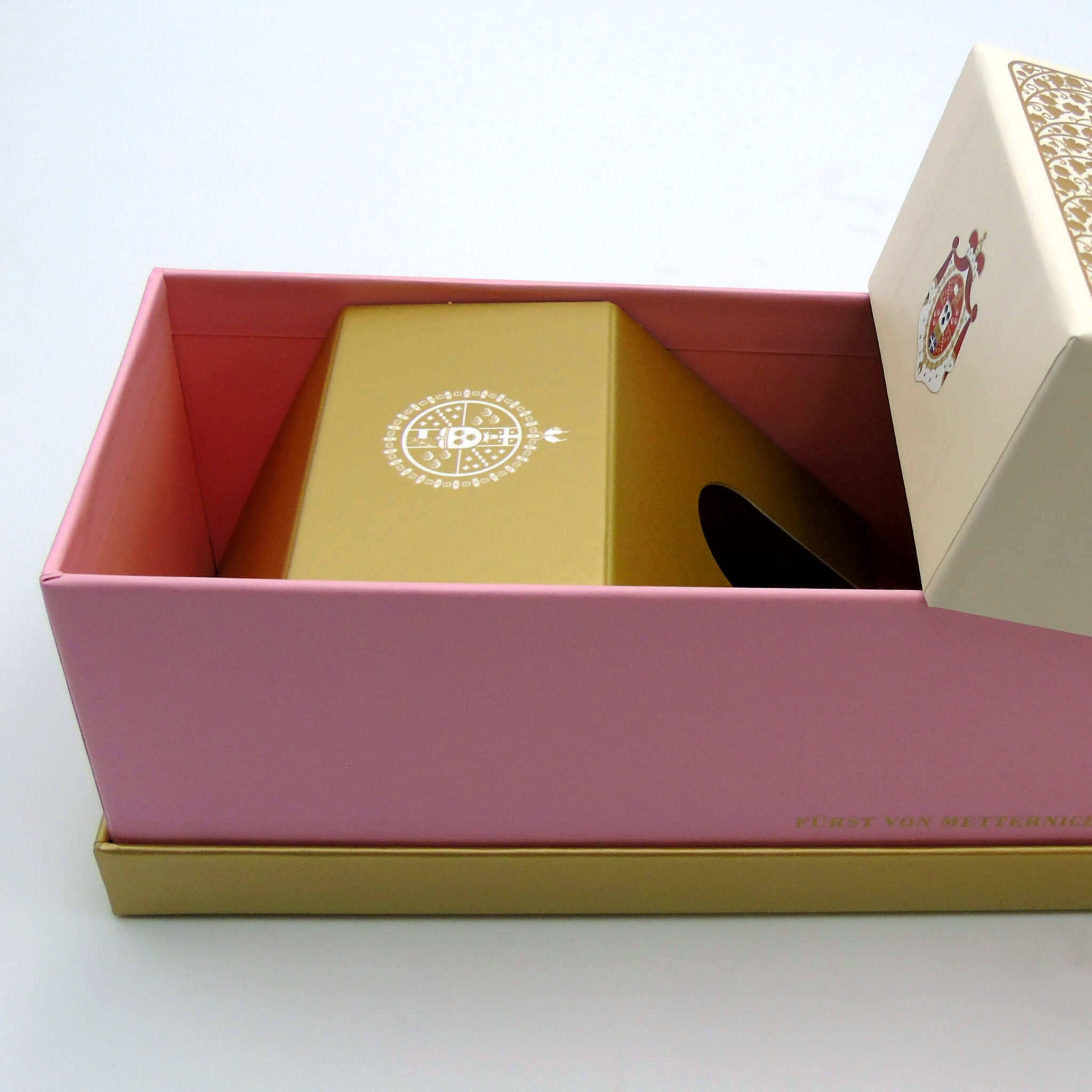 Einlage für Premium Flaschenverpackung — Hertel Kartonagen